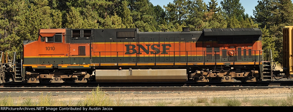 BNSF 1010